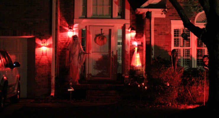 DRIVING TOURS: Spooky Halloween Houses in Greenville, SC